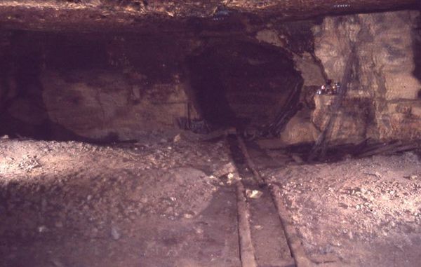 LEVEL CREVICE MINE - Encyclopedia Dubuque