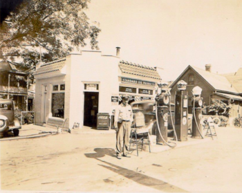 STANDARD SERVICE STATION - Encyclopedia Dubuque