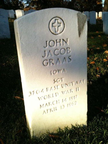 GRAAS, John - Encyclopedia Dubuque