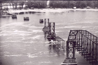 EAGLE POINT BRIDGE - Encyclopedia Dubuque
