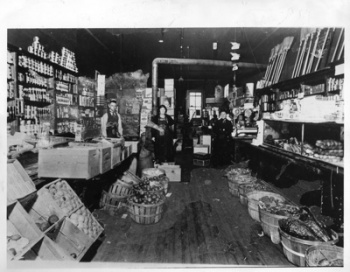 THOMPSON'S FOOD MARKET - Encyclopedia Dubuque