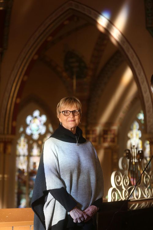 WOLF, Judy - Encyclopedia Dubuque